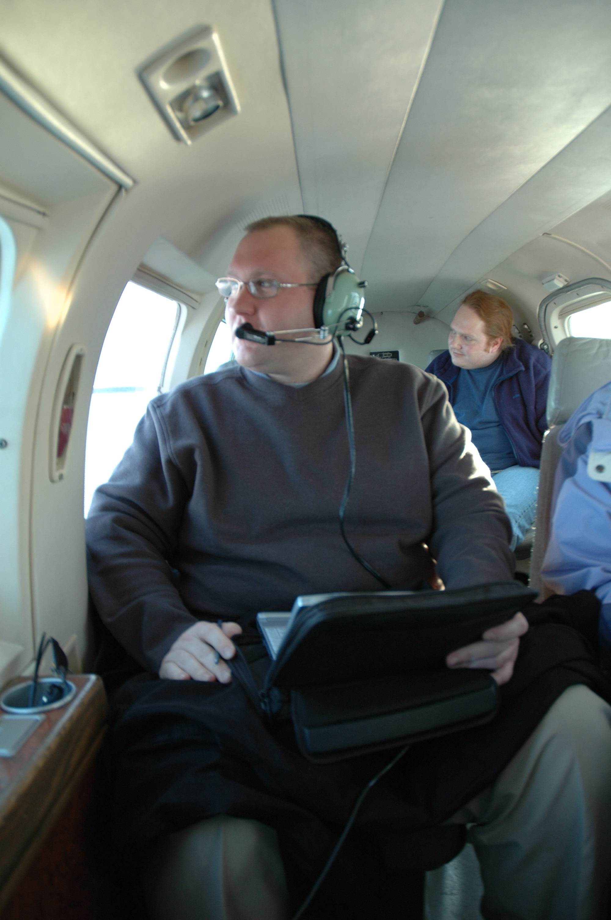 AVO volcanologist Peter Cervelli making a sulphur dioxide measurement ...