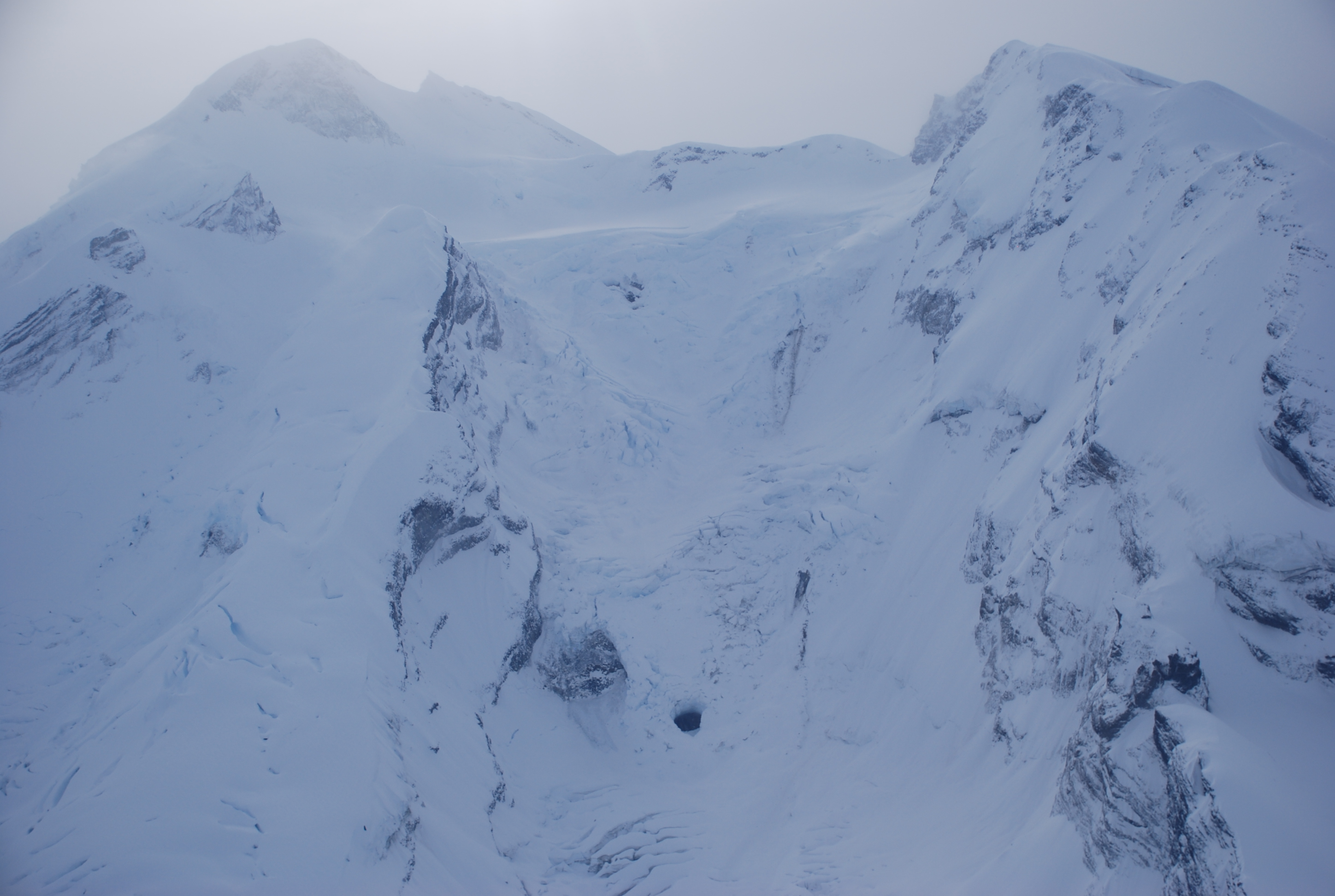 View looking south. Redoubt overflight, 13 October, 2008.