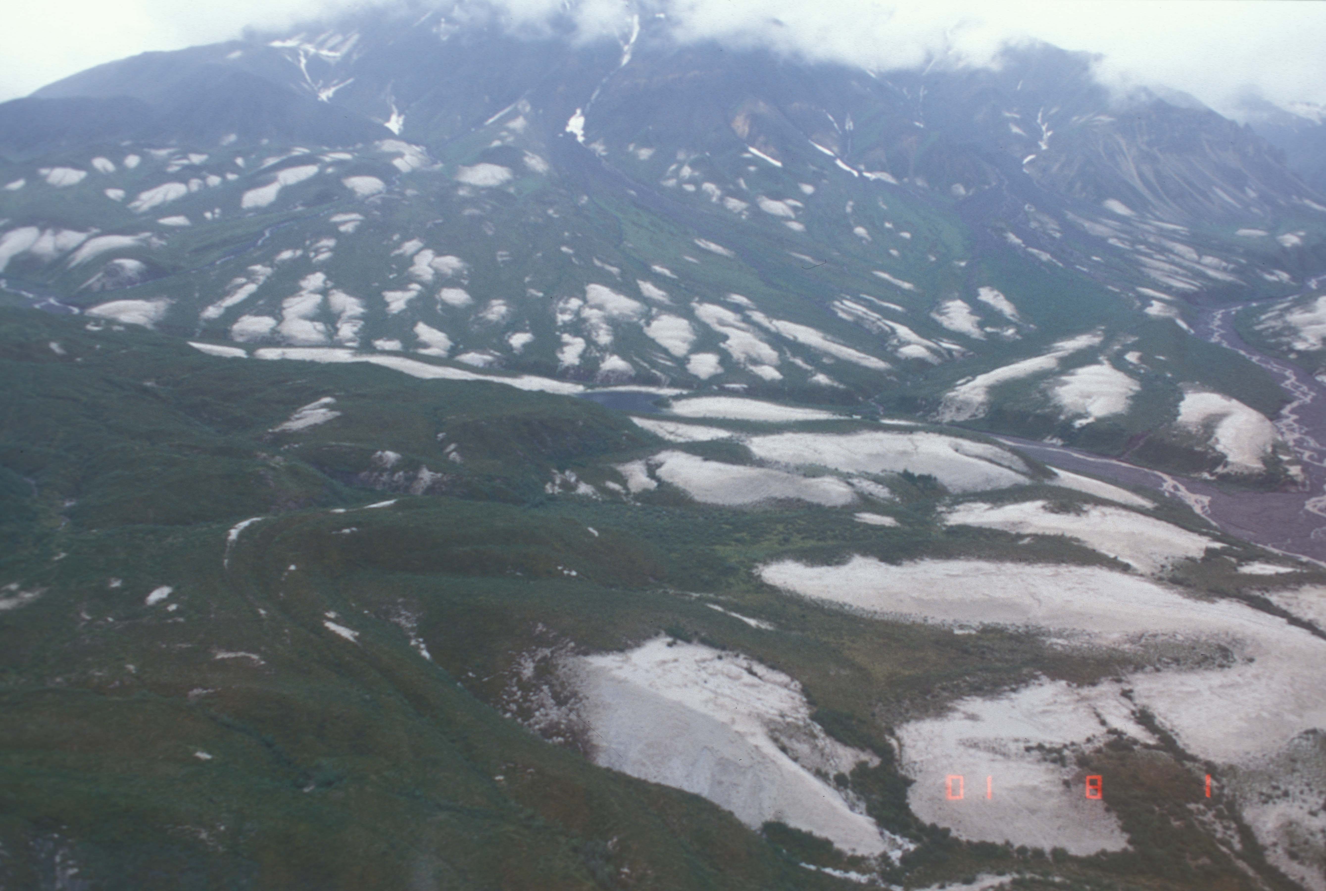 White River Ash tephra deposit from the 846-847 CE eruption of ...