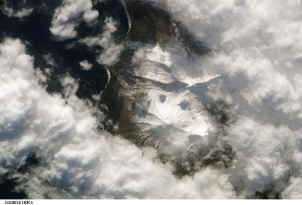 Mission: ISS005 Roll: E Frame: 18305 Mission ID on the Film or image ...