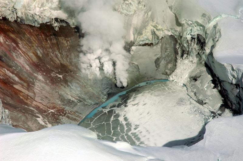 Ice cauldron and fumaroles at Mt. Spurr. Note that the lake is now ...