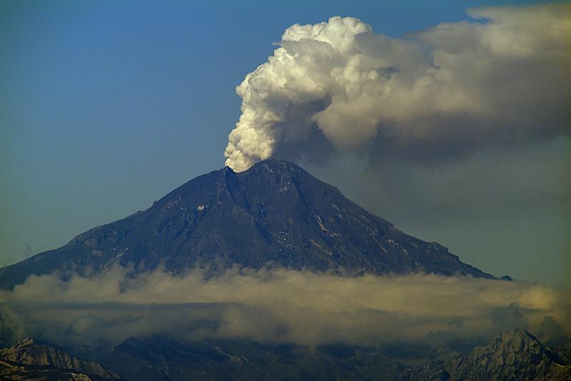 Ashall on the flanks of Redoubt volcano, the day after the ~6 am April ...